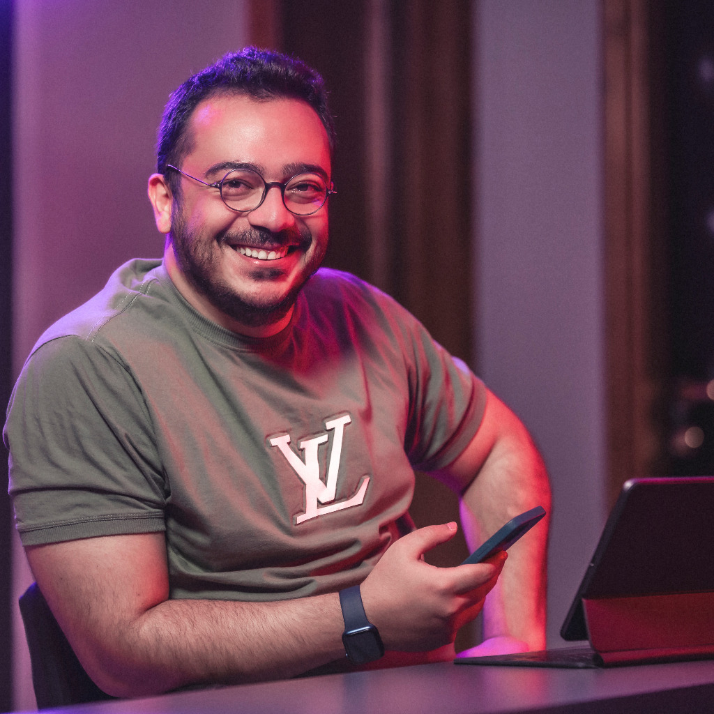 Hamid Reza Asadi - Front end developer | WordPress Developer - Acavent | XING