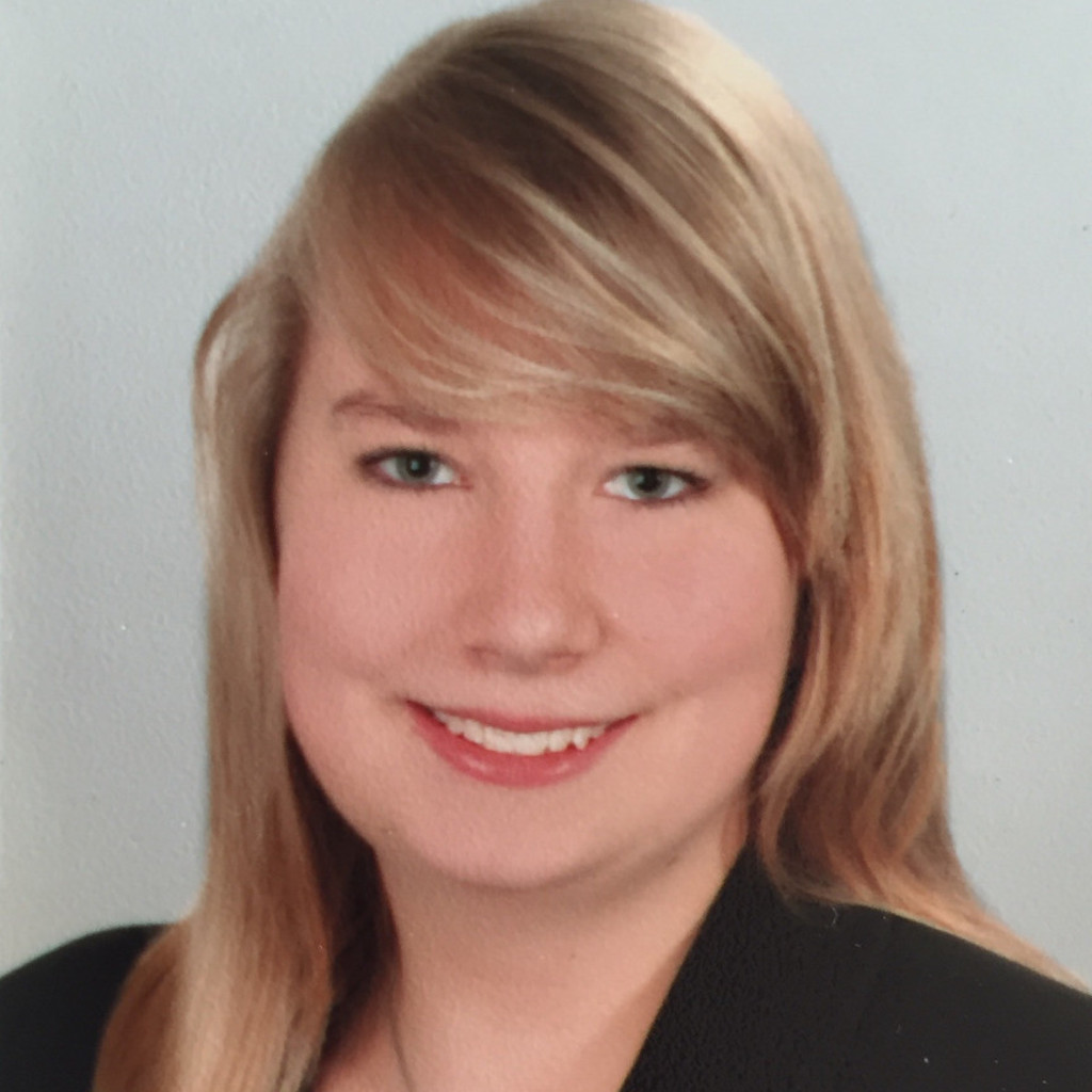 Lisa Carolin Behnke - Senior Associate - PwC PricewaterhouseCoopers ...