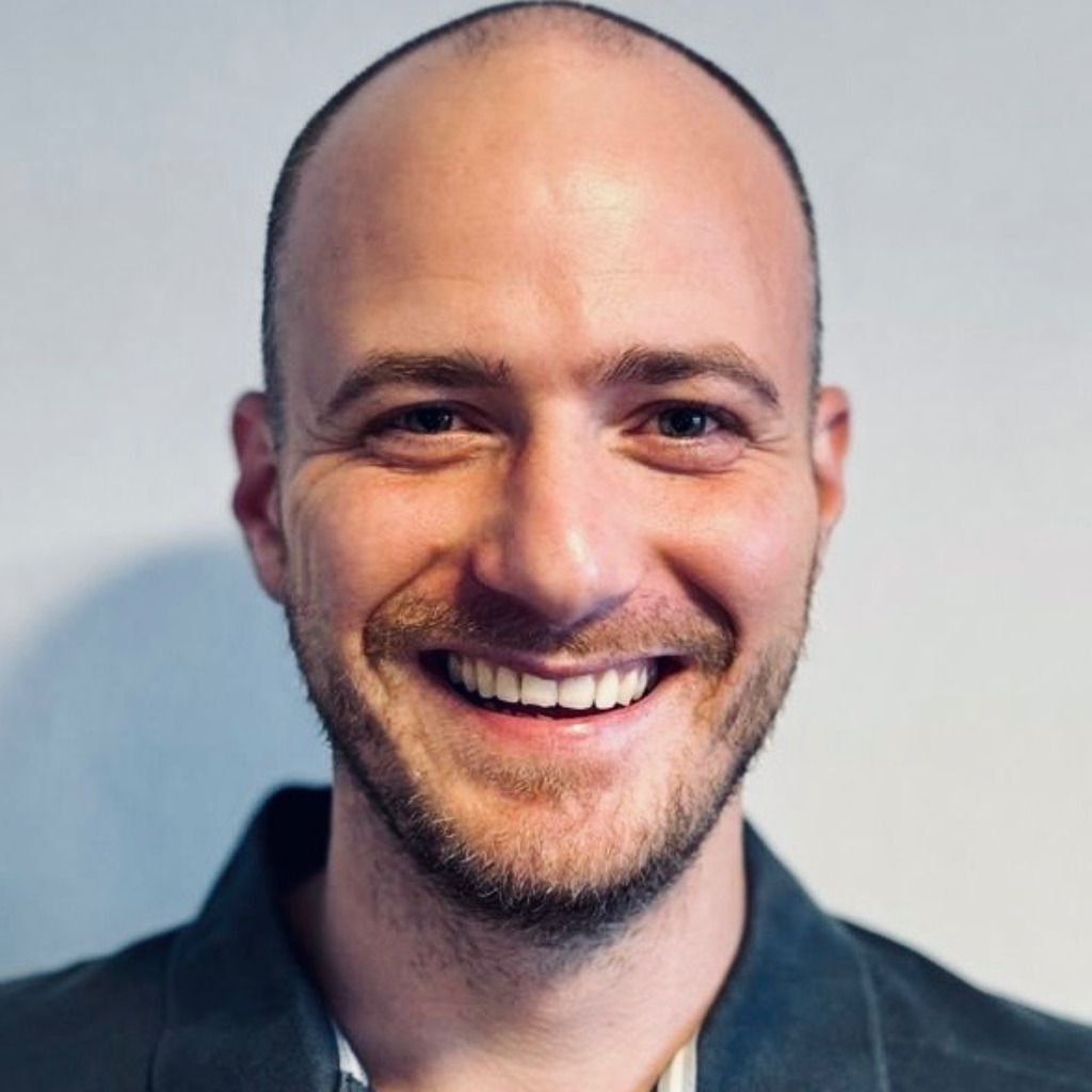 Christian Naumann - Teamleiter Fertigung & Reinraumtechnik - Otto ...