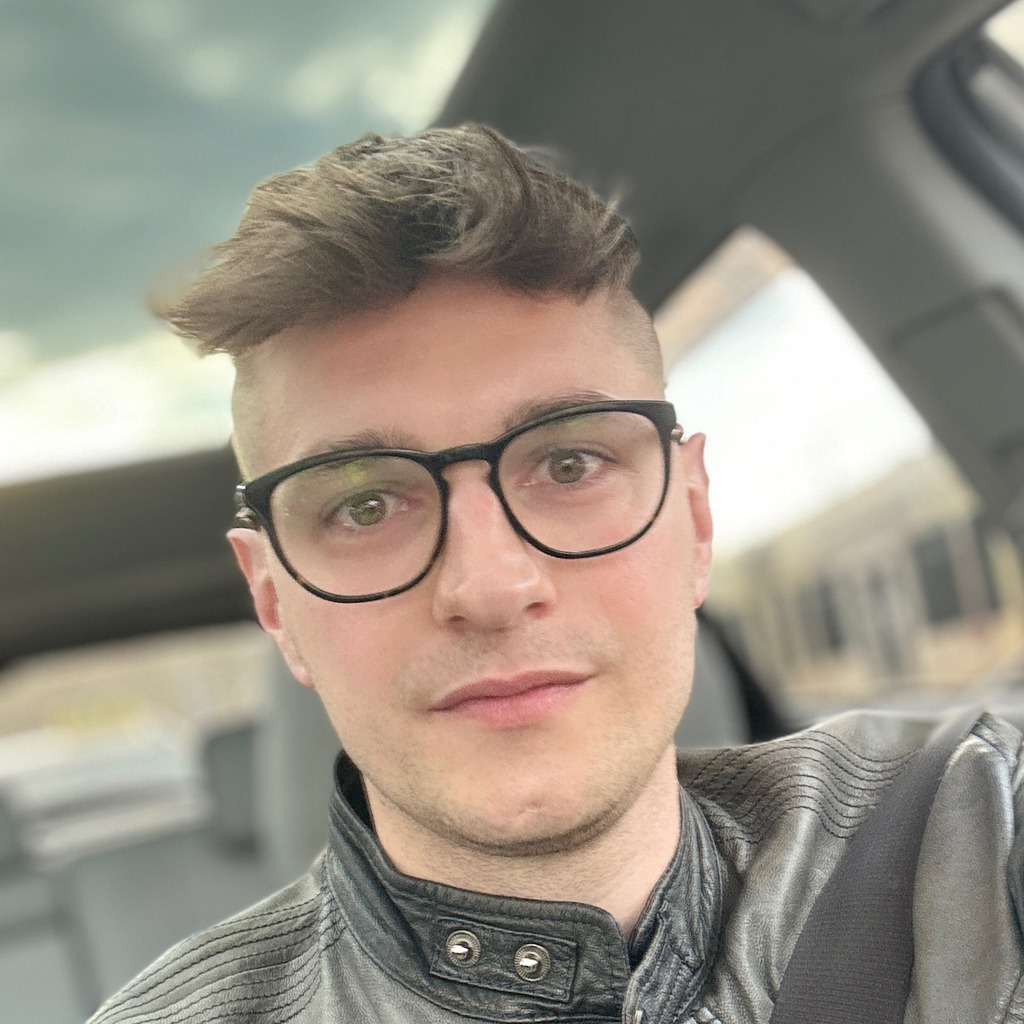 Angelo Kopsch - Kita-Leiter - Zwergenland | XING