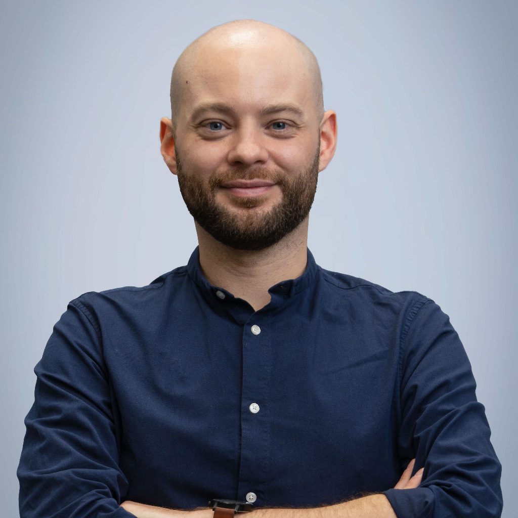 Martin Bauer - Head of Public Relations International - VIER PFOTEN | XING