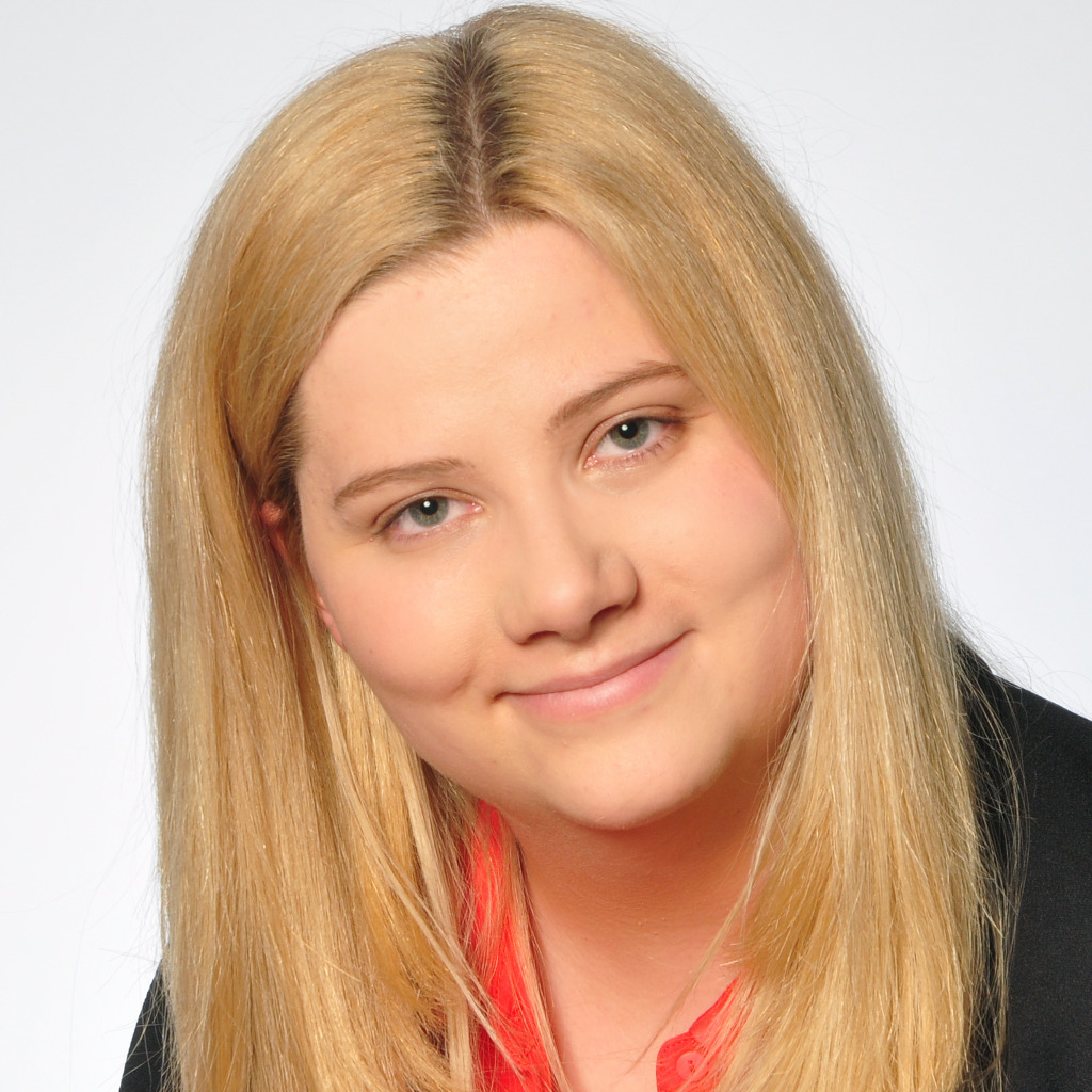 Lisa Manz - Mechatronik/ Feinwerktechnik - Hochschule Esslingen | XING