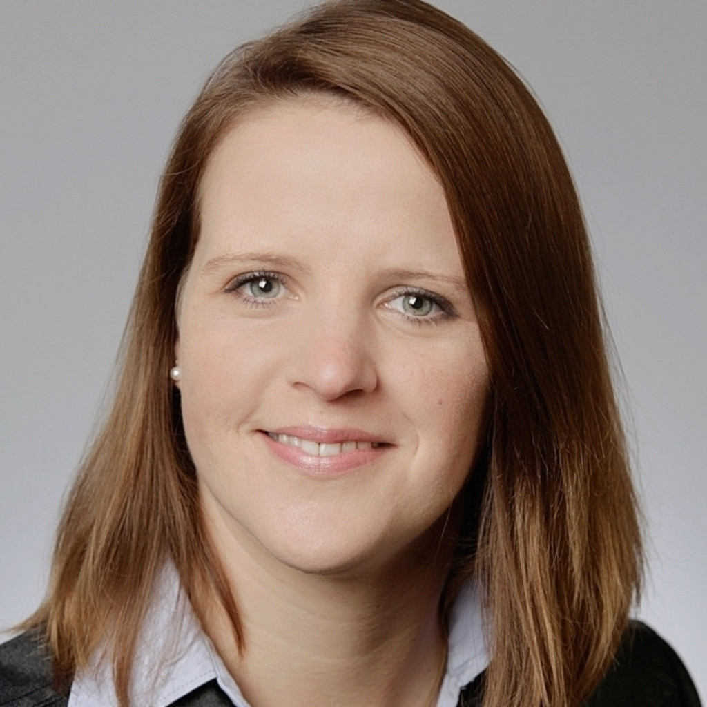 Dr. Sandra Helling - Geschäftsführerin - Hello! cosmetic projects – PM ...