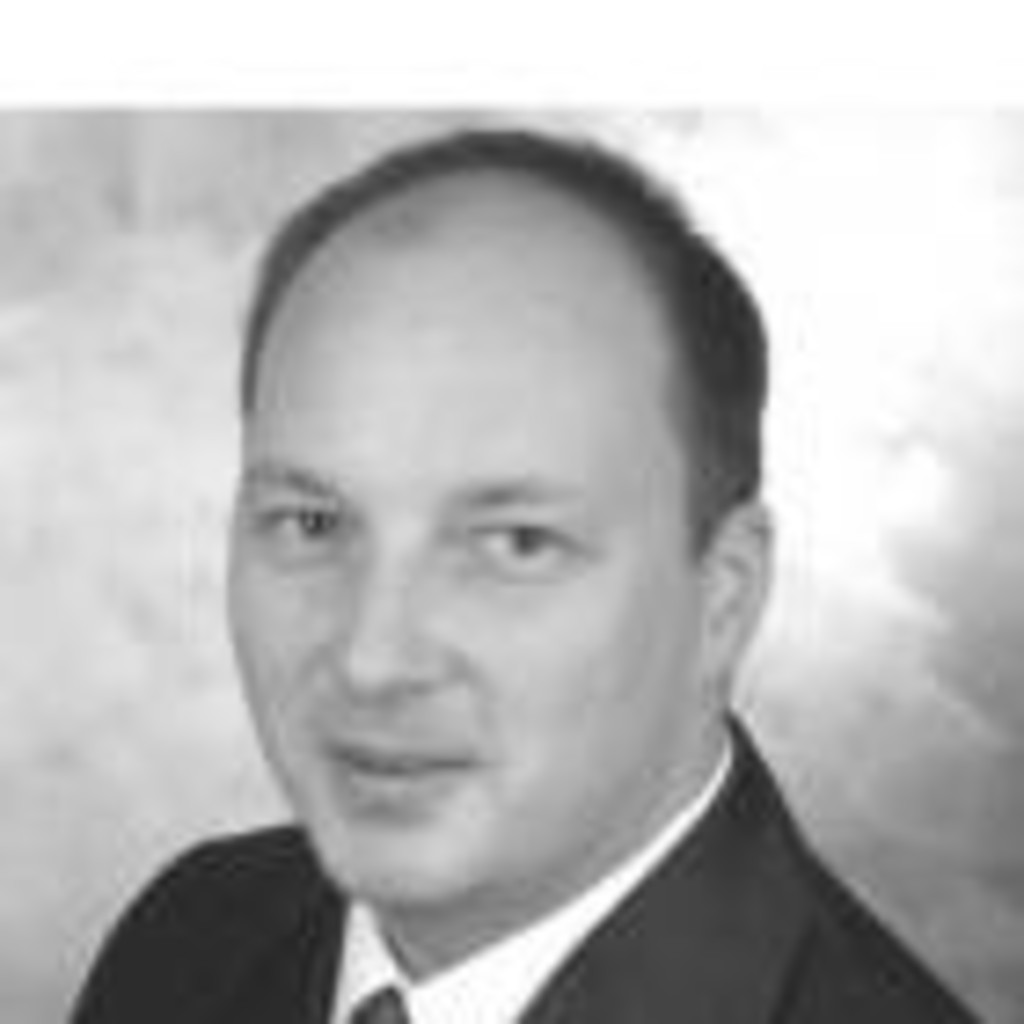 Bernhard Schmidt - Ressortleiter Cyber- und Informationsraum & Land ...