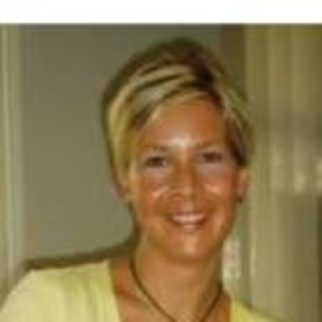 Alexandra Scheibel - Kundenberaterin Private Banking - HypoVereinbank ...