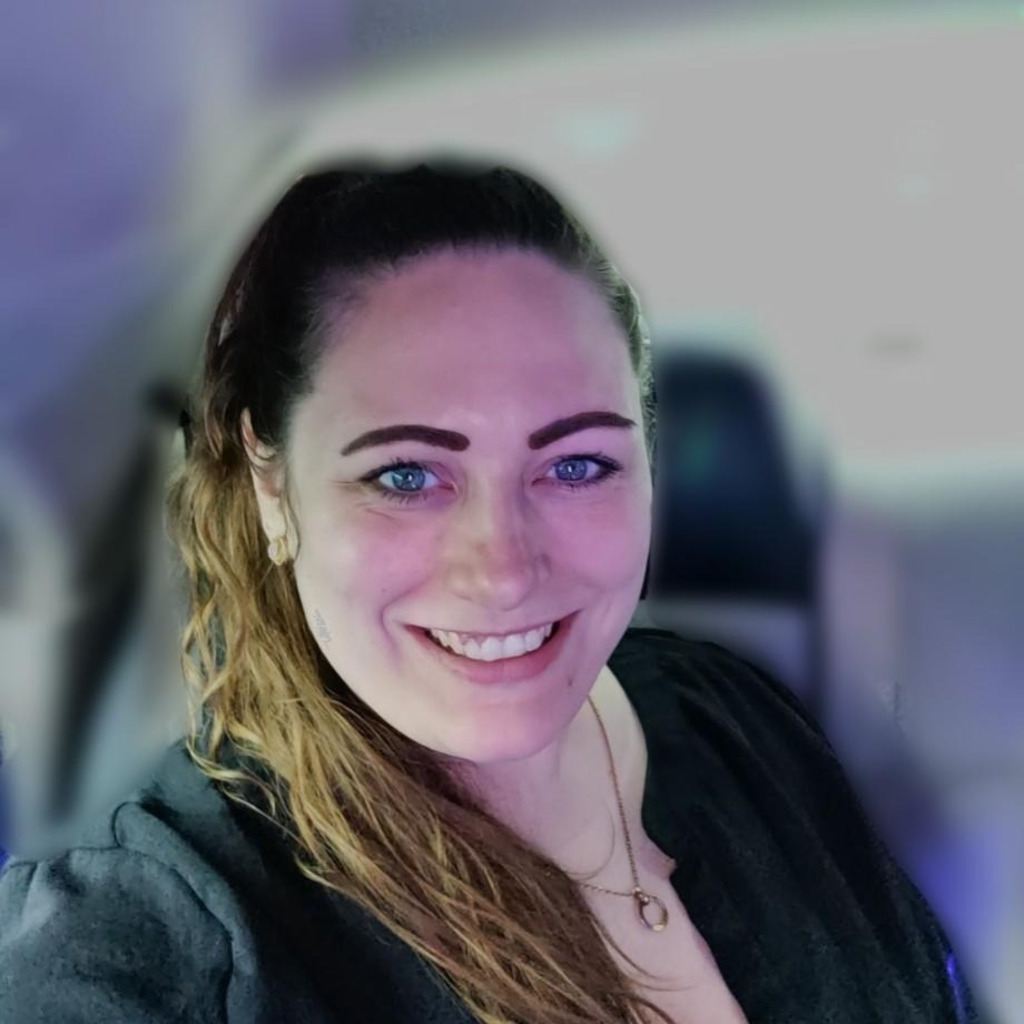 Jennifer Pohl's Instagram, Twitter & Facebook on IDCrawl