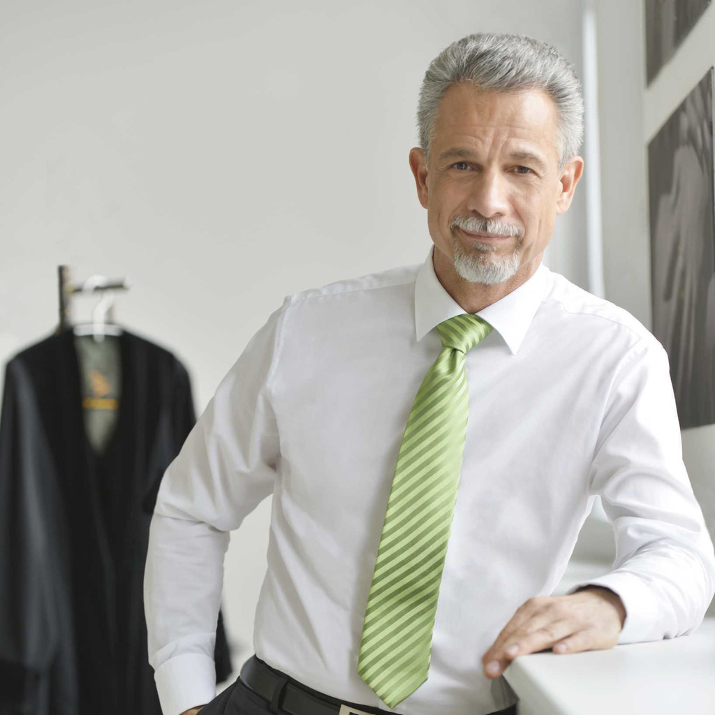 Wolfgang Hackenberg in der Personensuche von Das Telefonbuch