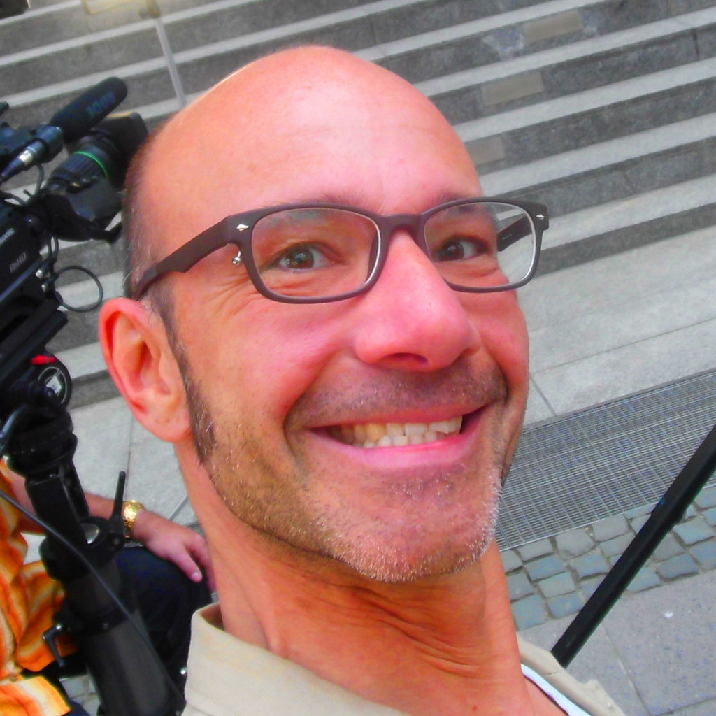 Michael Ebert - Redaktionsleiter, Regisseur, Off-Sprecher, Konzeptioner ...