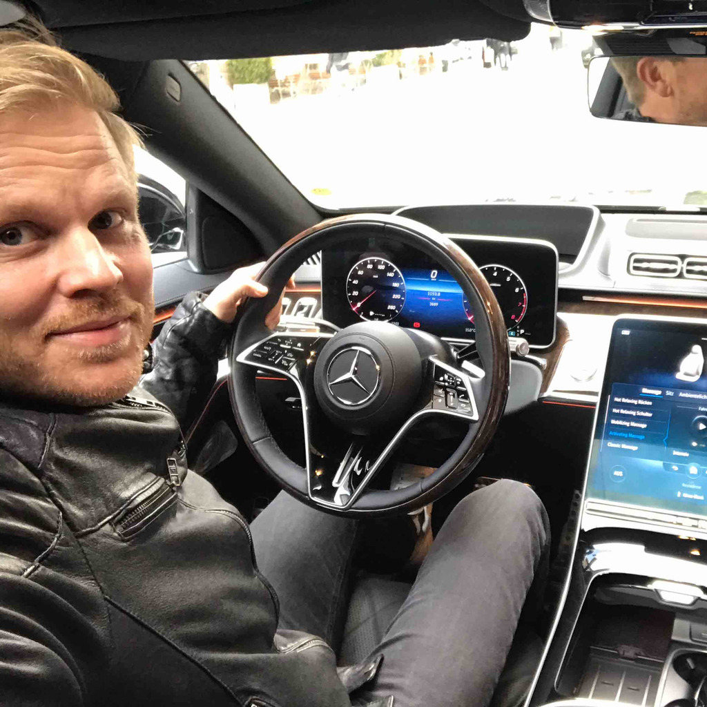 Jan Kukla - Intralogistikplanung Motoren - Daimler AG - Mercedes Benz ...