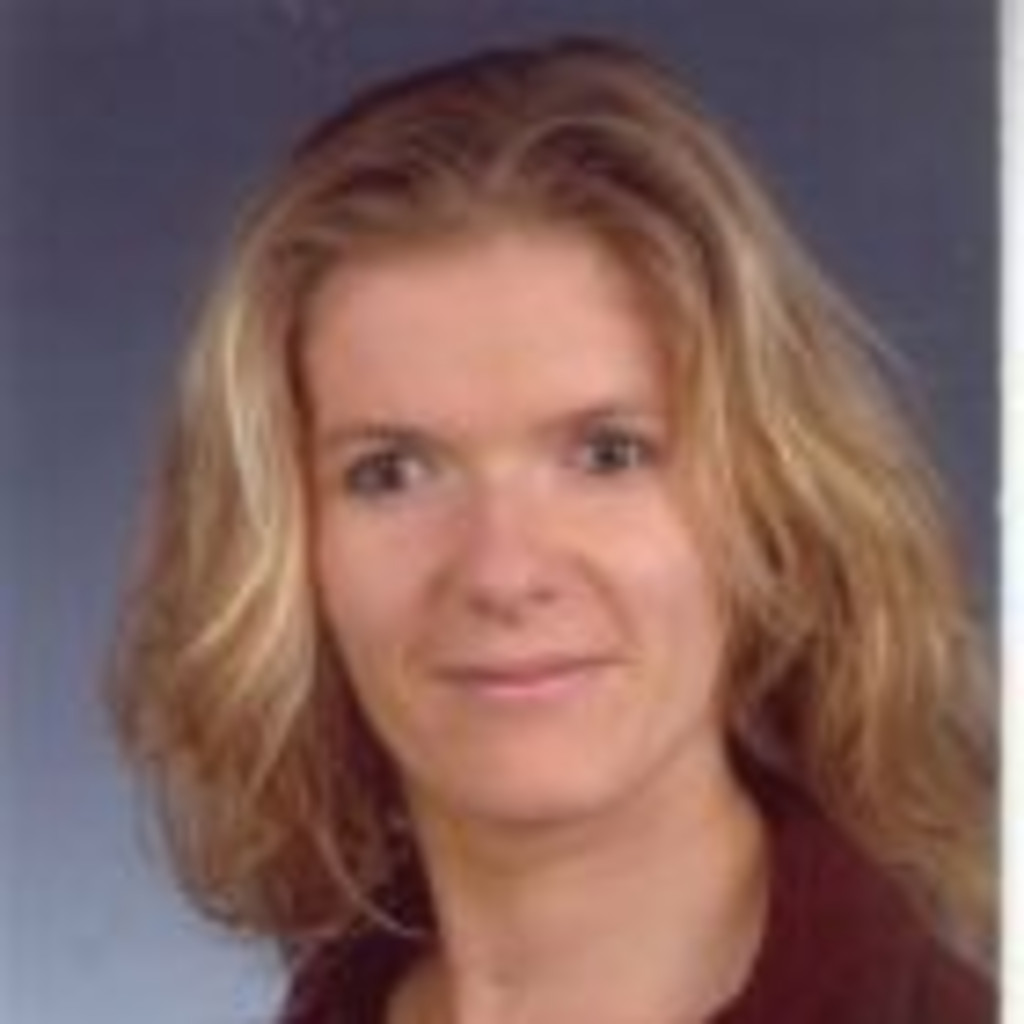 Madlen Schmidt - Kundenbetreuerin/Trainerin/Coach - synMedico GmbH | XING