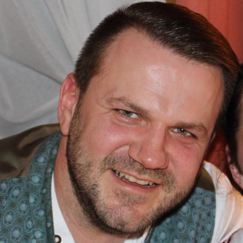 Florian Niggl - Produktionsplaner - Alpenhain Käsespezialitäten GmbH | XING