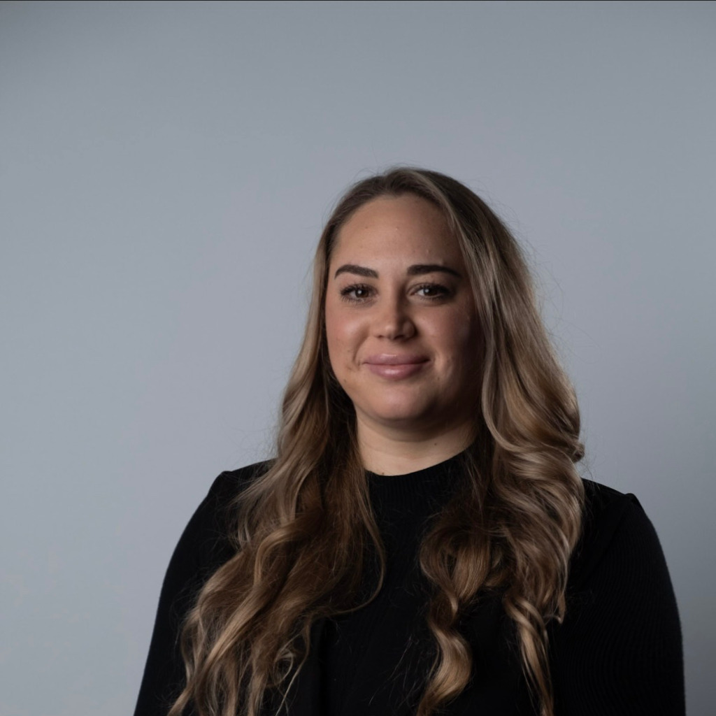 Sara Lekic - Leading Senior Recruiting Manager - Smarketer GmbH | XING