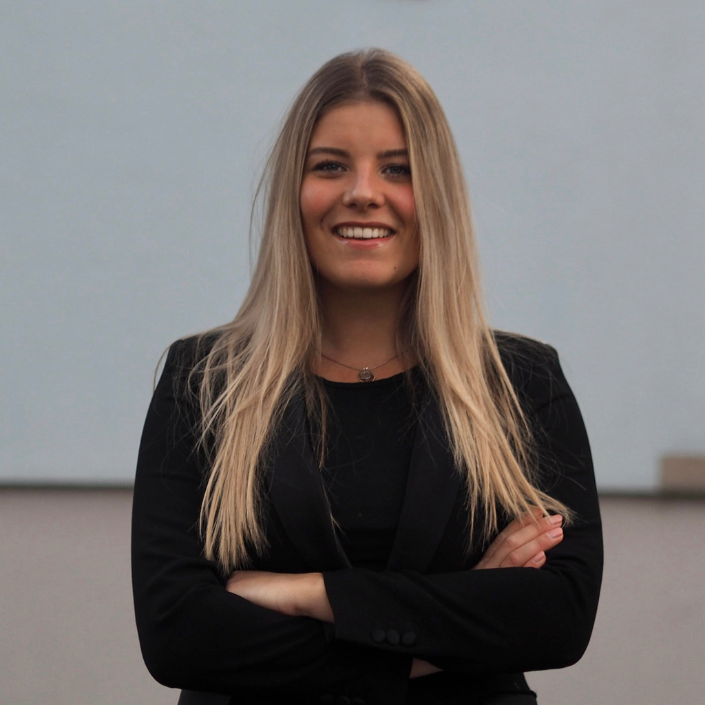 Laura Ritter - Social Media Managerin - Buchinger Wilhelmi GmbH | XING