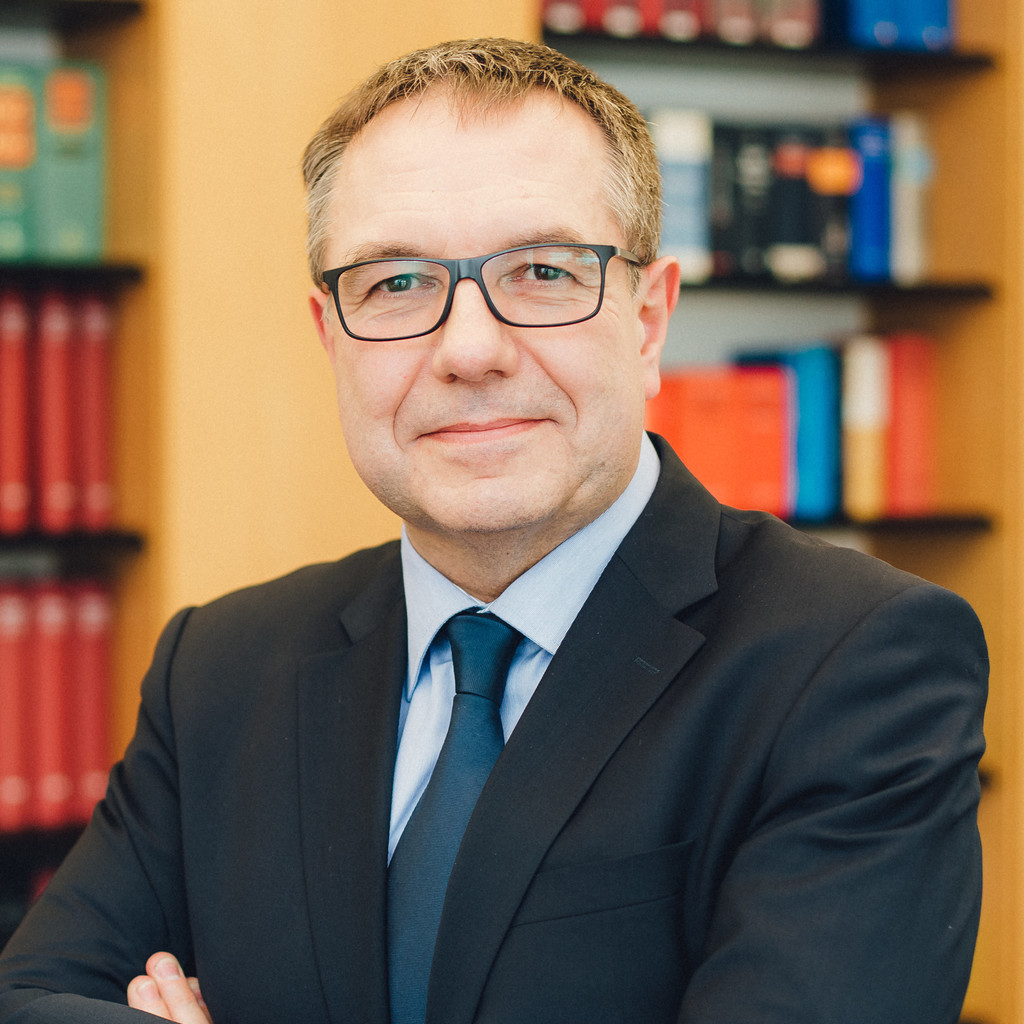 Frank Wetzel - vereidigter Buchprüfer / Steuerberater / Dozent - Frank ...