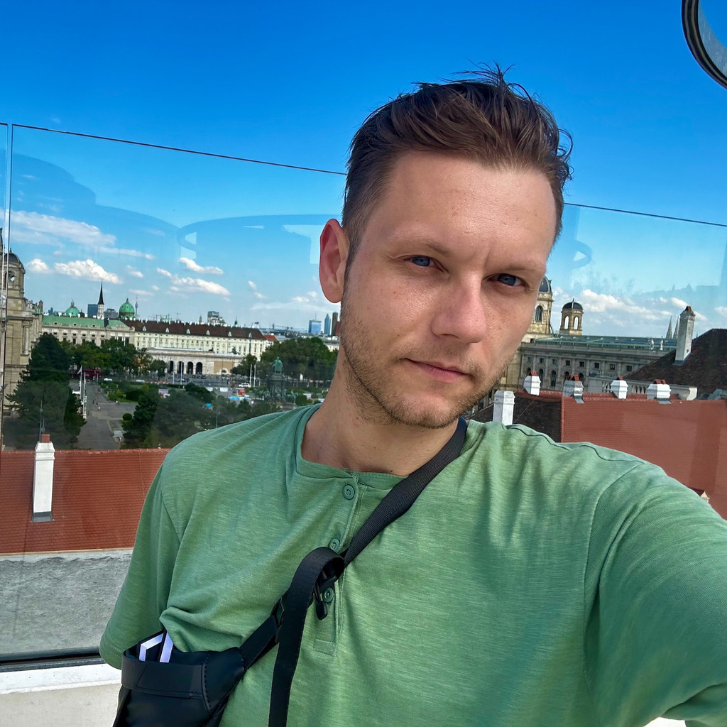 Lazar Vuckovic - Realtor - Berkshire Hathaway Home Services | XING