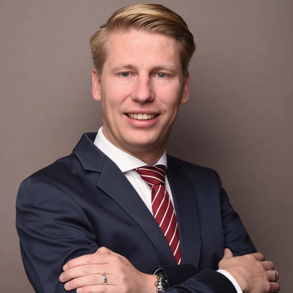 Julian Rasch - Asset Manager Business Development & Projects Mobility ...