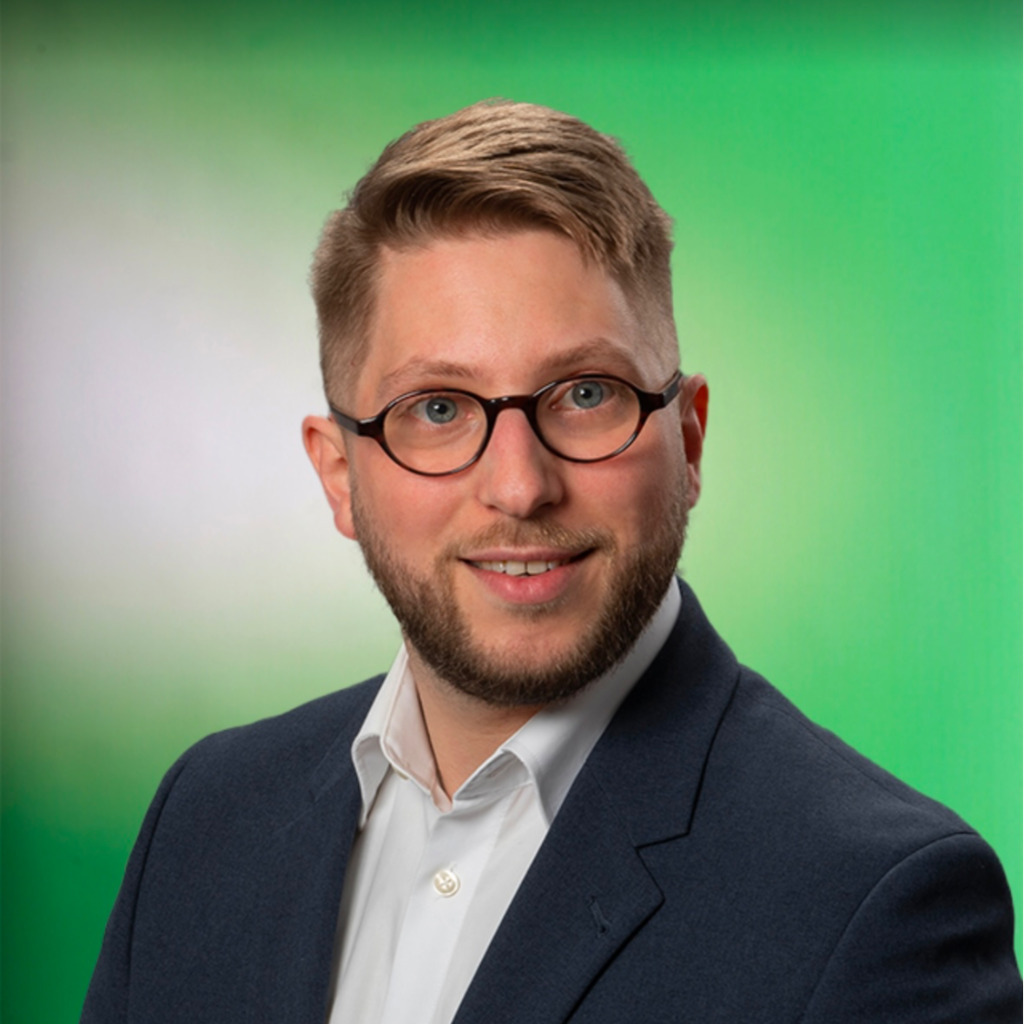 Michael Kaminski - Versicherung - IHK München | XING