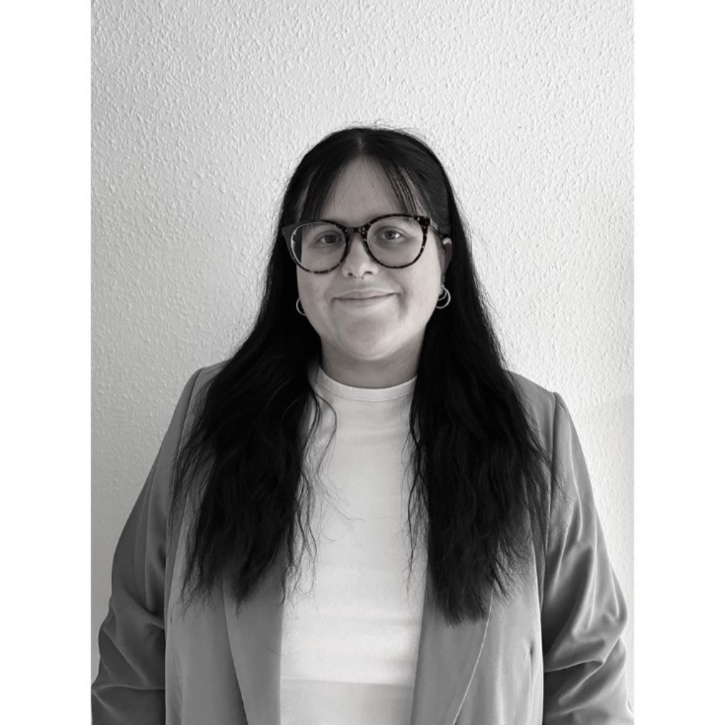 Lisa Jansen - Teamassistentin - Hamburger Hochbahn AG | XING